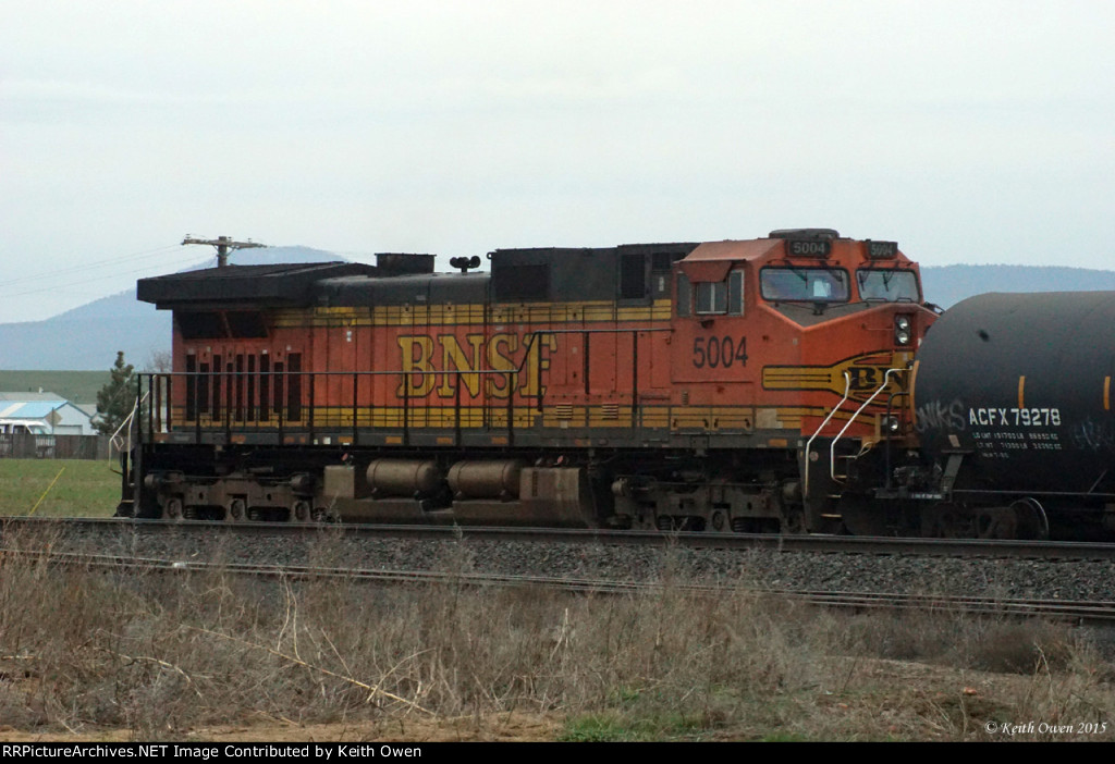 BNSF 5004